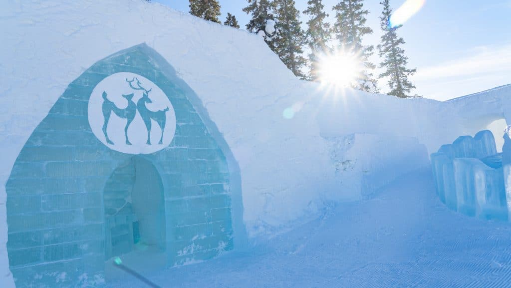 ‘World’s Largest Mountaintop Snow Fort’ returns to Keystone Resort in ...